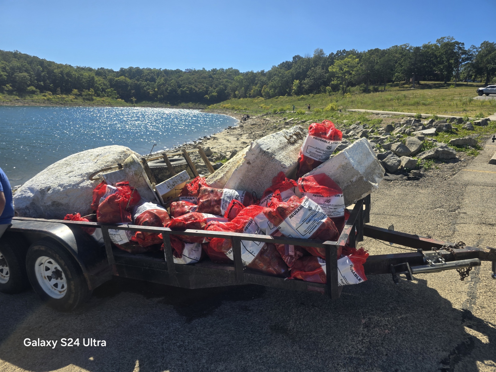 Amazing Lake Cleanup, Round 2 - Midwest Lake Diving